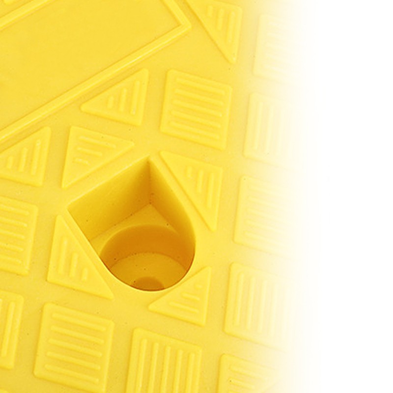 Yellow Curb Ramp Plastic 13cm Height Threshold Driveway Ramp Splicing ...