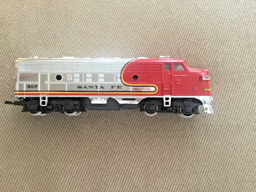 Bachmann HO Scale Santa Fe Diesel Locomotive Model Railroad Train ...