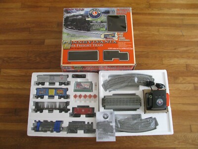 Lionel Trains O Gauge Pennsylvania Flyer Freight Set w/ Bonus Boxcar #7 ...