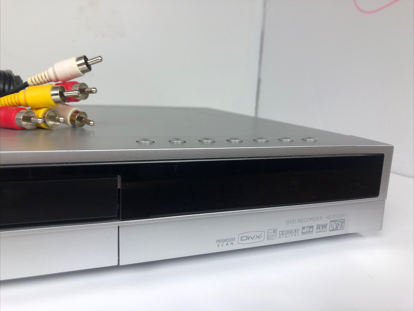 Insignia DVD Recorder NS-DVDR1 DVD S-Video DV W/ Remote 16 Hours Of Use ...