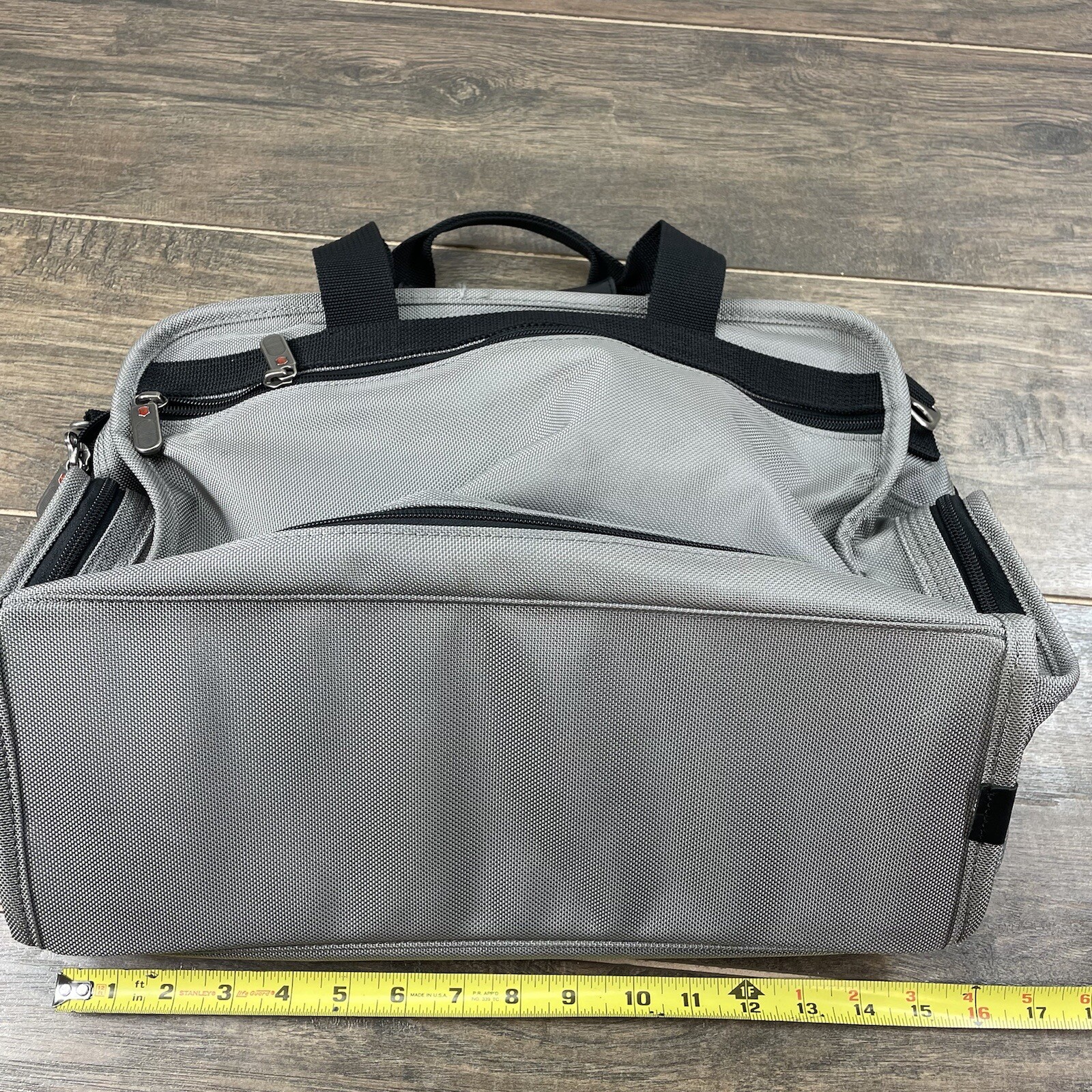 Victorinox Gray Canvas Messenger Briefcase Shoulder B… - Gem