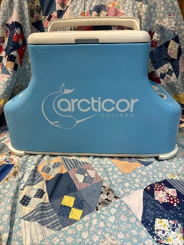 RARE arcticor Console Cooler BLUE with Cup Holders Boat Car Narwal ...
