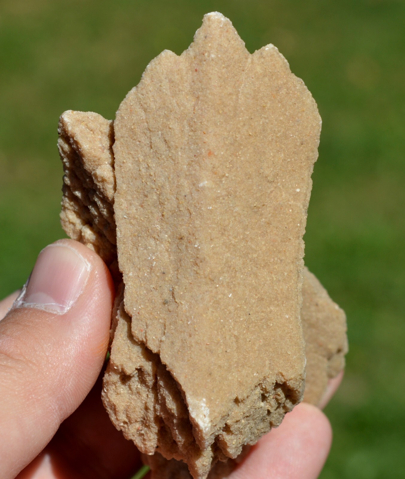 Calcite var sand-calcite - 194 grammes - M'naguer, Taïbet District ...