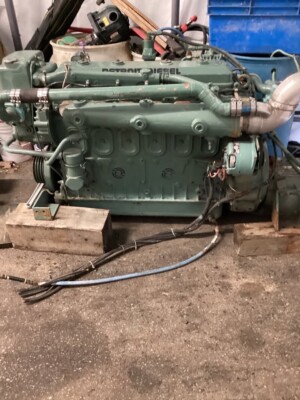 Detroit Diesel 671 / 6-71 Natural Marine Diesel Engine w/ Twin Disc ...