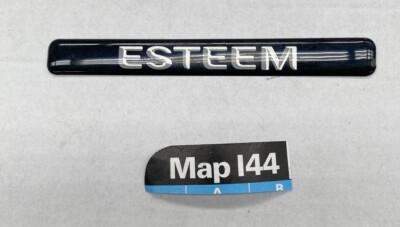 1 x HOLDEN Commodore VR VS ‘ESTEEM’ Dash Crash Pad Badge GM Script ...