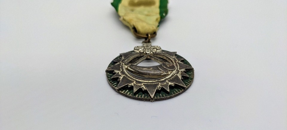 VTG Boy Scouts Of America Explorer Scout Ranger Award Type 1 Medal ...