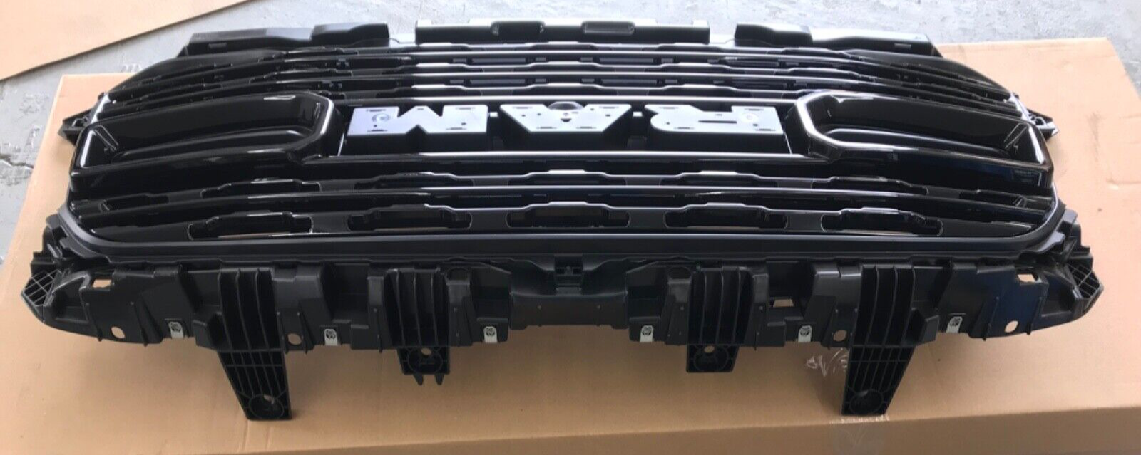 MOPAR BRAND 2020-2024 DODGE RAM 2500/3500 BLACK GRILLE 68516019aa NEW ...