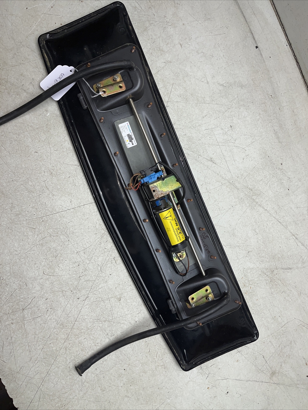 04-08 Chrysler Crossfire Coupe Rear Hatch Spoiler Wing W/ Motor OEM ...