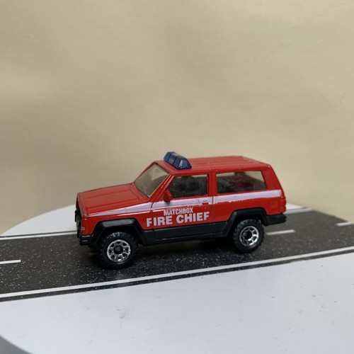 1986 Matchbox Jeep Cherokee XJ SUV Fire Chief Department Red w/White ...