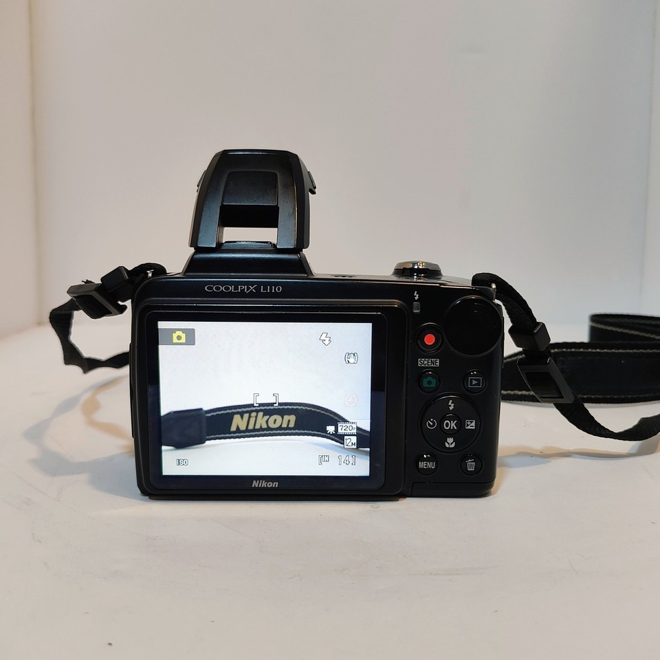Nikon COOLPIX L110 Digital Camera with 15x Wide Angle Optical Zoom ...