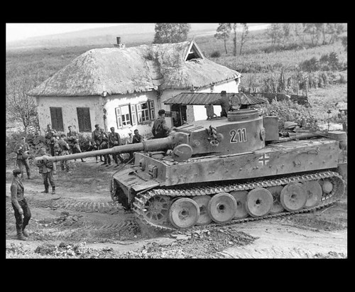 1943 German Troops Tiger Tank PHOTO Kursk World War 2 Soldiers Germany ...