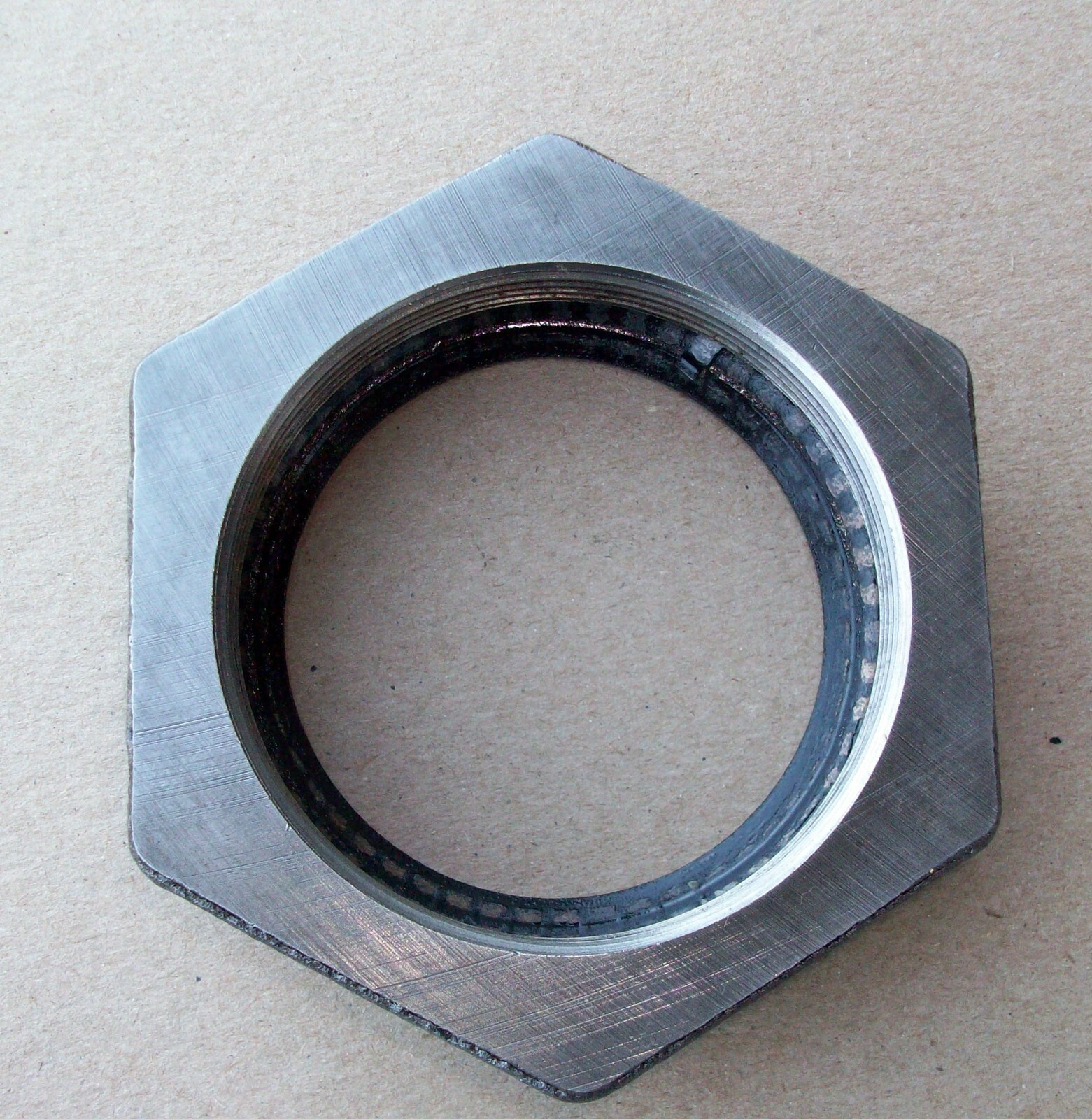 Euclid E-2463 - Outer axle nut for Eaton drive axle - 3"-12 Thread, 3-7 ...