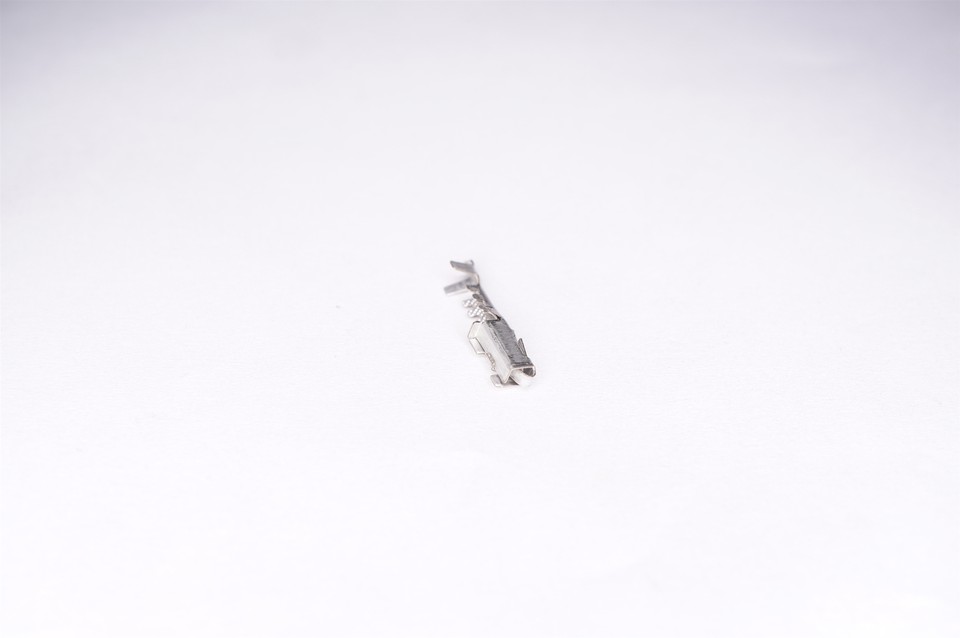 Lot of 15 12064971 Delphi Metri-Pack Female 150 Series Terminal Crimp ...