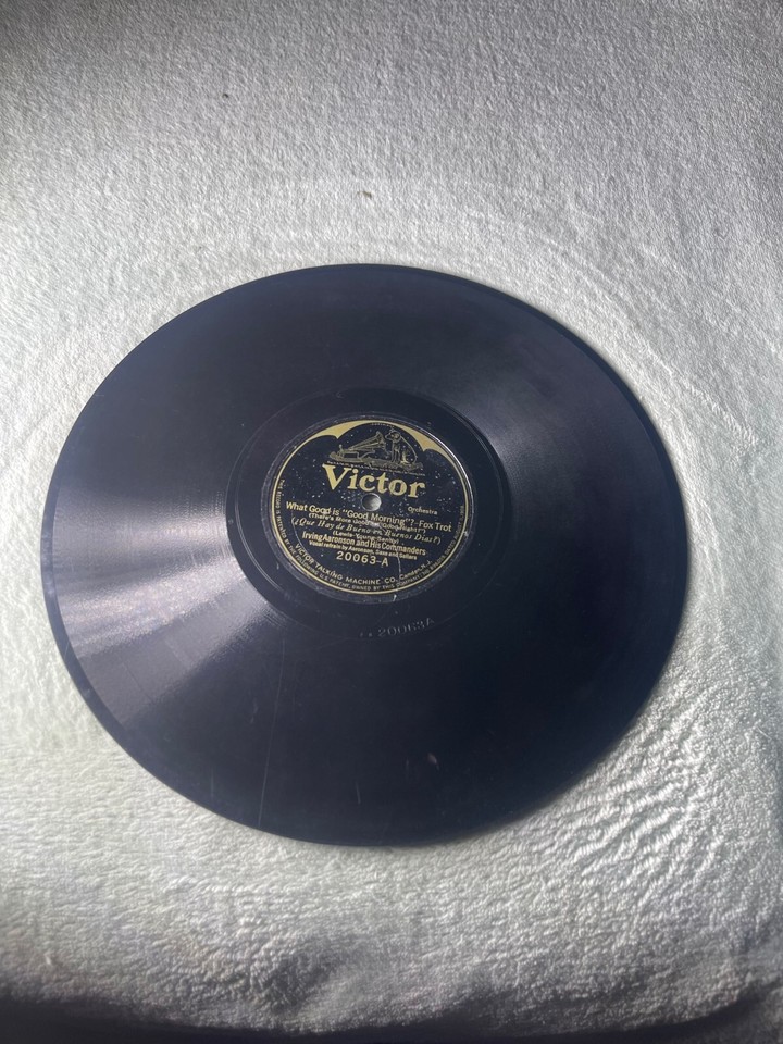 VICTOR Record 78 rpm 20063 HI HO THE MERRIO / WHAT GOOD IS GOOD MORNING ...