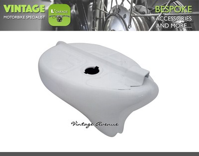 [LG4944] BRAND NEW HONDA STEP THRU C50 C65 C70 C90 FUEL GAS TANK [WHITE ...