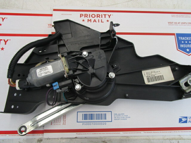 2005-2011 Lincoln Town Car Rear Trunk lid pull UP / Down Motor Assembly ...