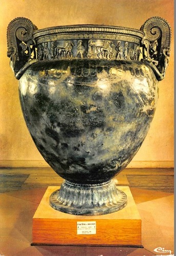 Musée de CHATILLON-sur-SEINE - Tombe Princière DE VIX - cratère en ...