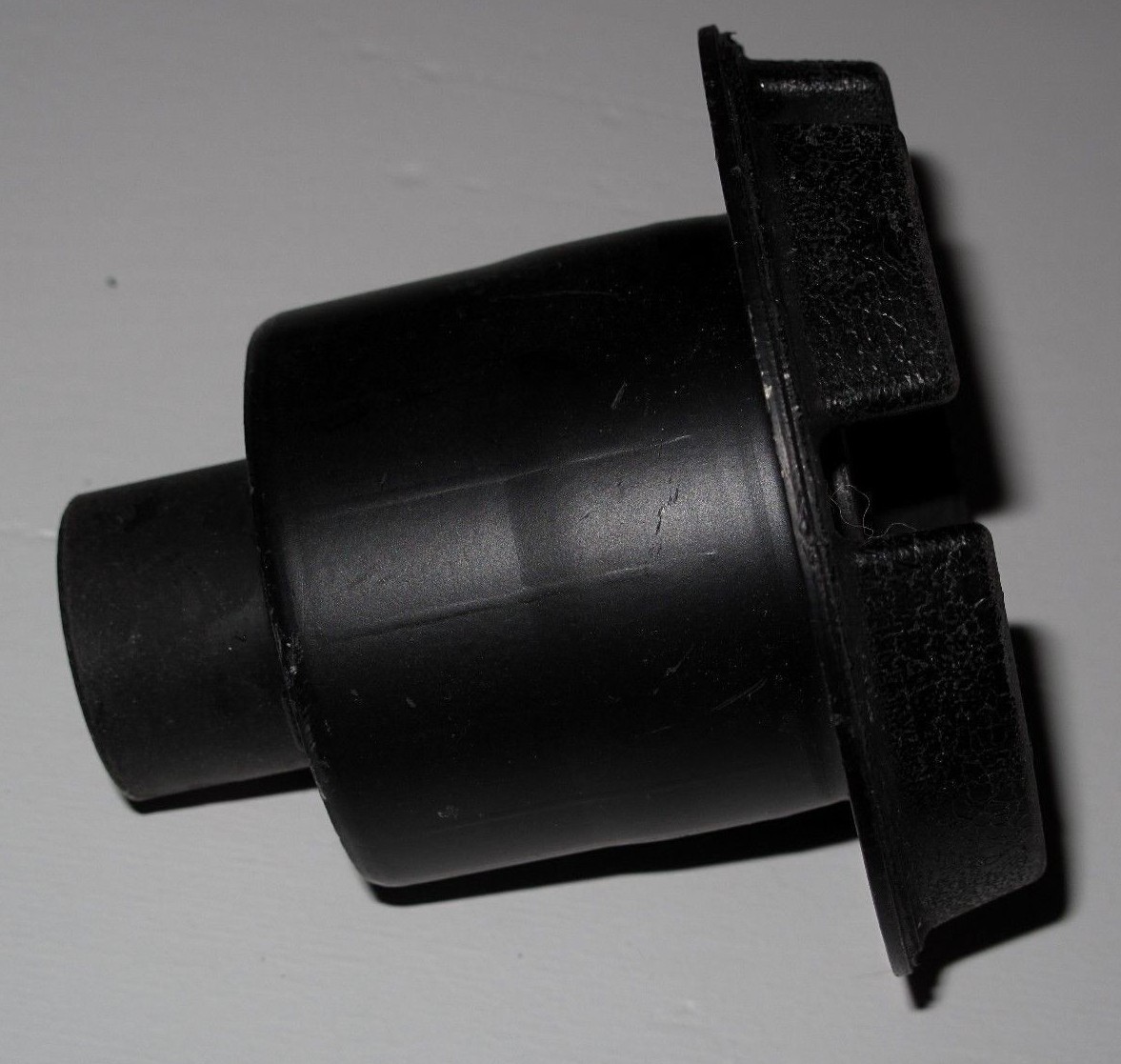 TOYOTA LEXUS 5221106080 GENUINE OEM FRONT BRACE INSULATOR Camry ES350 ...