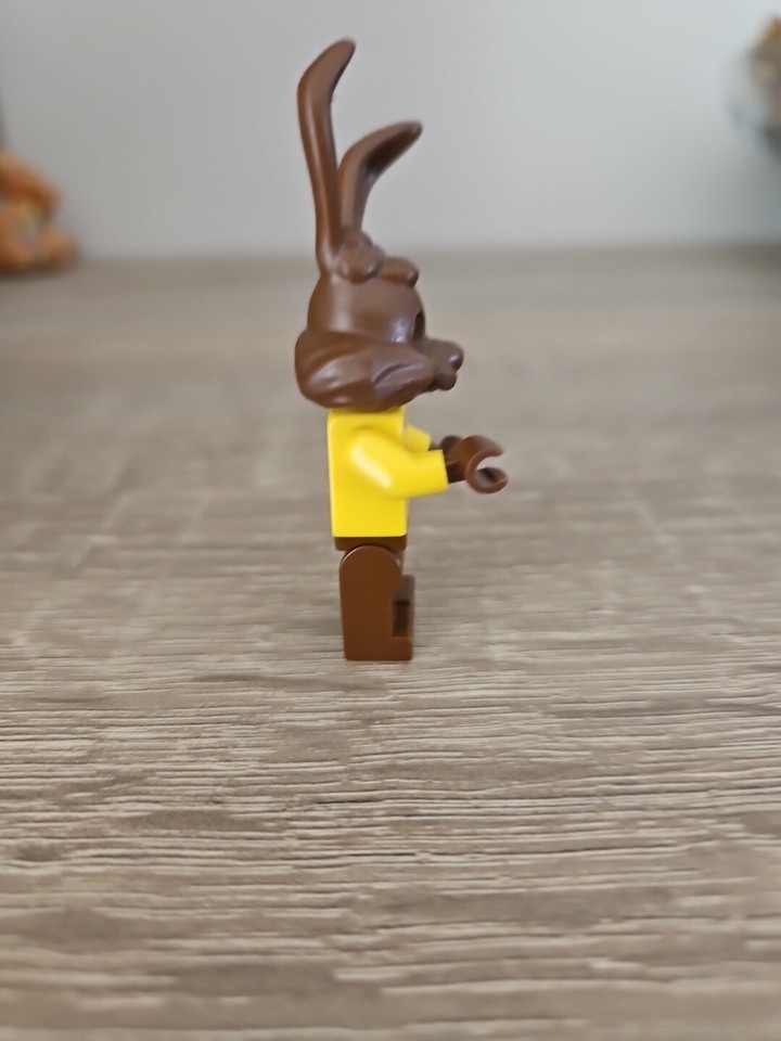 LEGO Studios 4051 NESQUIK Easter Bunny Figure - QUICKY THE RABBIT ...