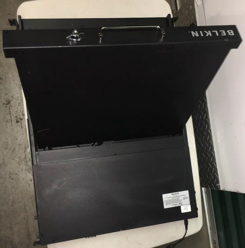 BELKIN 17" LCD RACK CONSOLE 1U, SINGLE-RAIL TECHNOLOGY F1dc108b-Sr 8 ...
