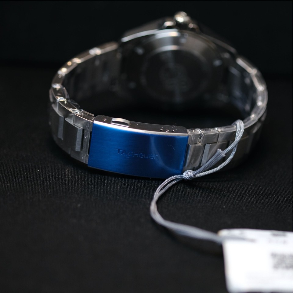 UNWORN Authentic Tag Heuer AQUARACER Quartz 41mm watch WAY111C.BA0928 ...