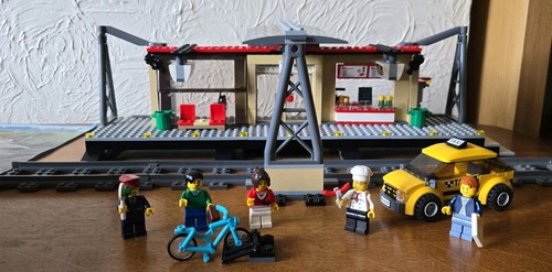 LEGO CITY: Train Station (60050) 100% complete with instructions box ...
