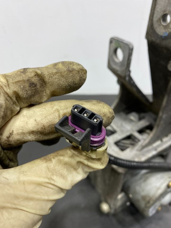 2003 CORVETTE C5 Z06 OEM ANTI LOCK BRAKE MODULE EBCM MODULE 37K MILES ...