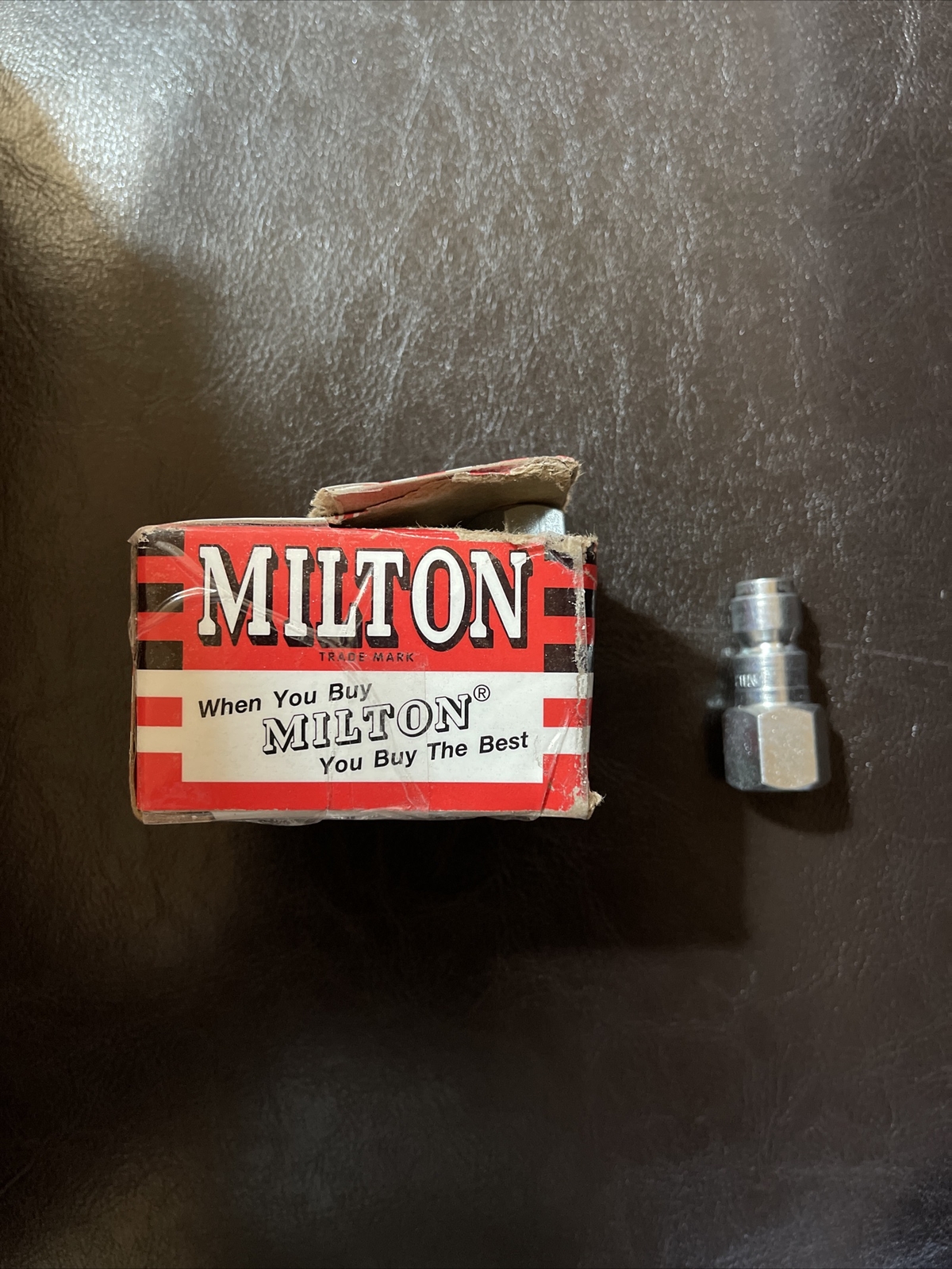 Milton 727 M-Style 1/4" Male NPT Coupler Plug (10-Pack) Hardened Rust ...