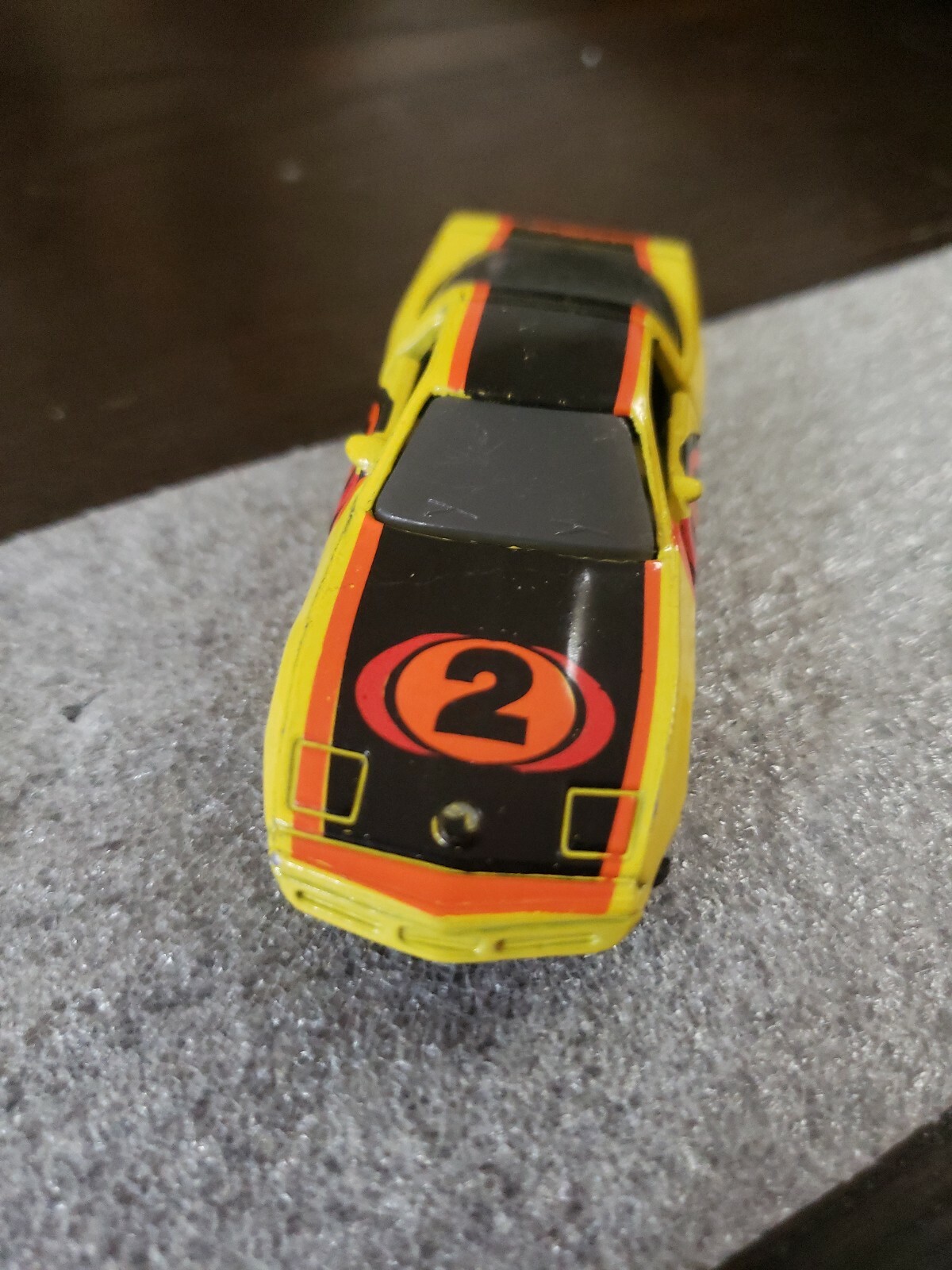 Kidco Lock-ups Chevrolet Corvette Yellow & Black #2 with KEY 1/64 Scale ...