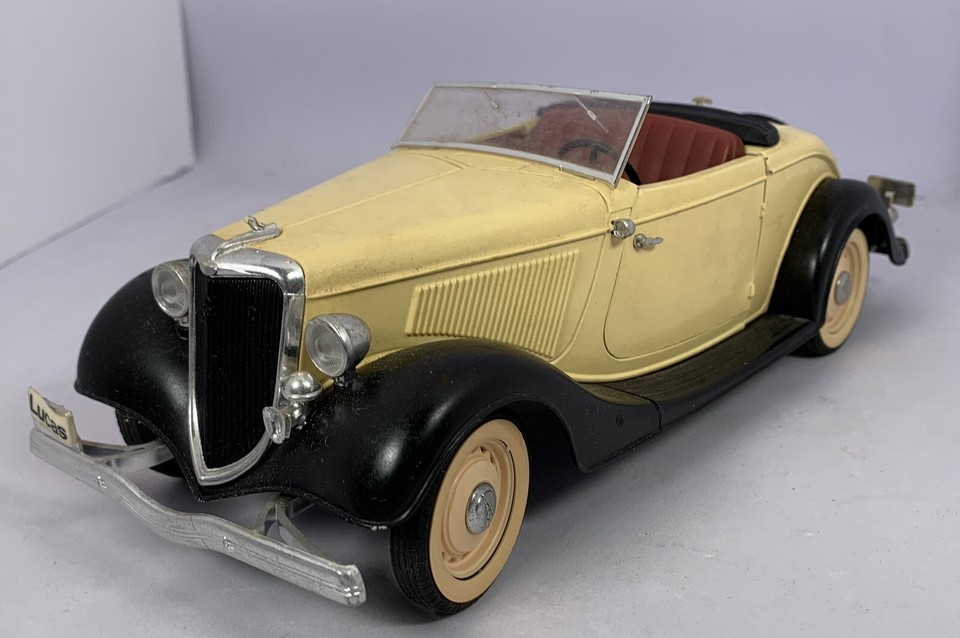 Vintage Solido French die cast V8 Ford Echelle 1:19 eme | eBay