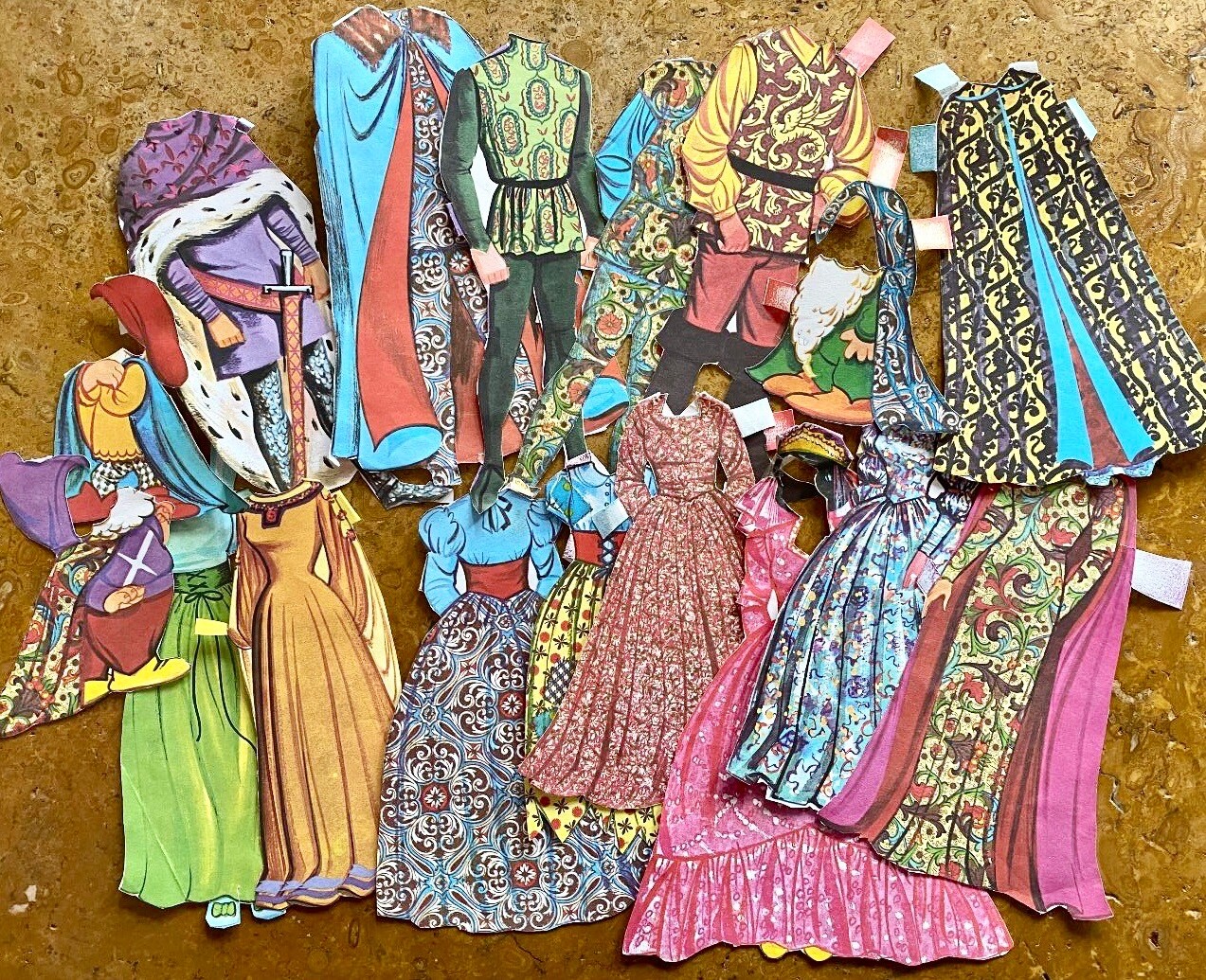 DORIS DAY 1952 vintage RARE paper dolls + BARBIE, SNOW WHITE 70s, 80s ...