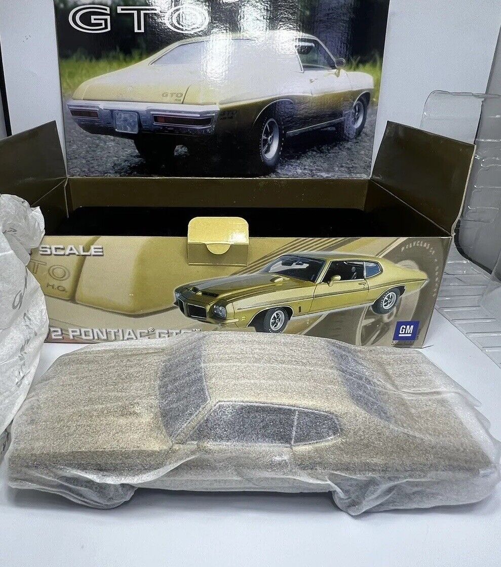 GMP 1972 Pontiac GTO Hardtop 1:18 LE Arizona Gold MIB RARE GMP 1972 Pontiac GTO Hardtop 1:18 LE Arizona Gold MIB RARE