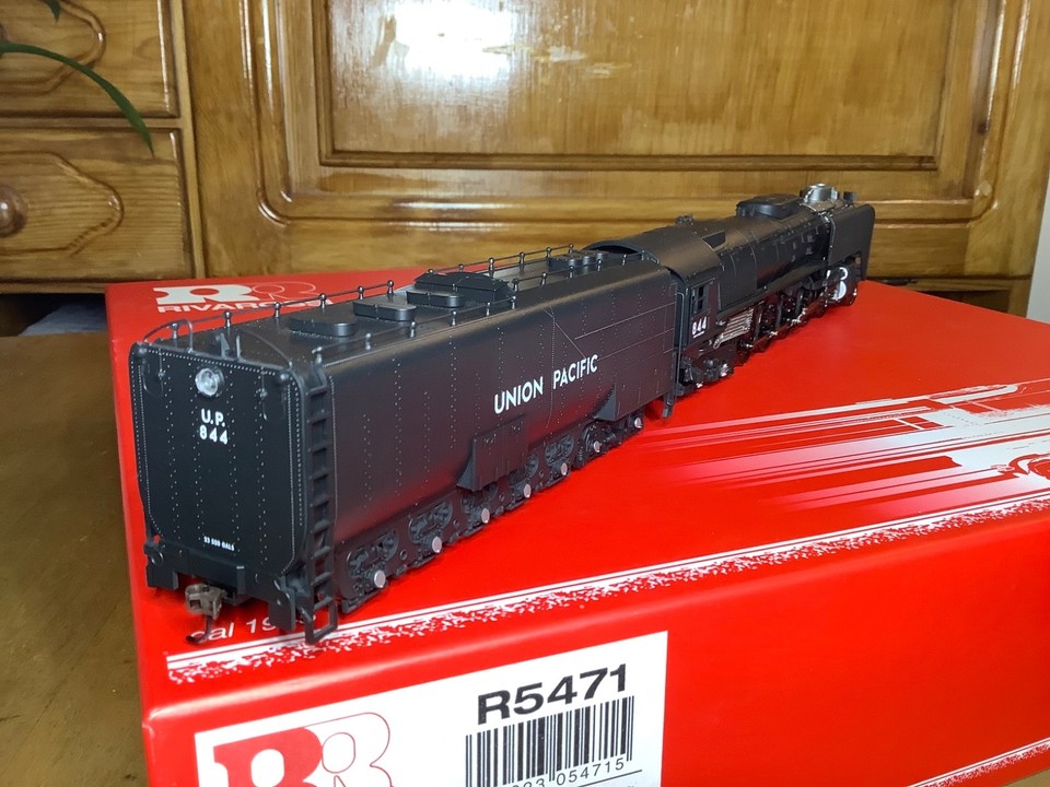 Rivarossi HO Gauge R5471 Union Pacific 4-8-4 FEF 3 Locomotive 844 | eBay UK