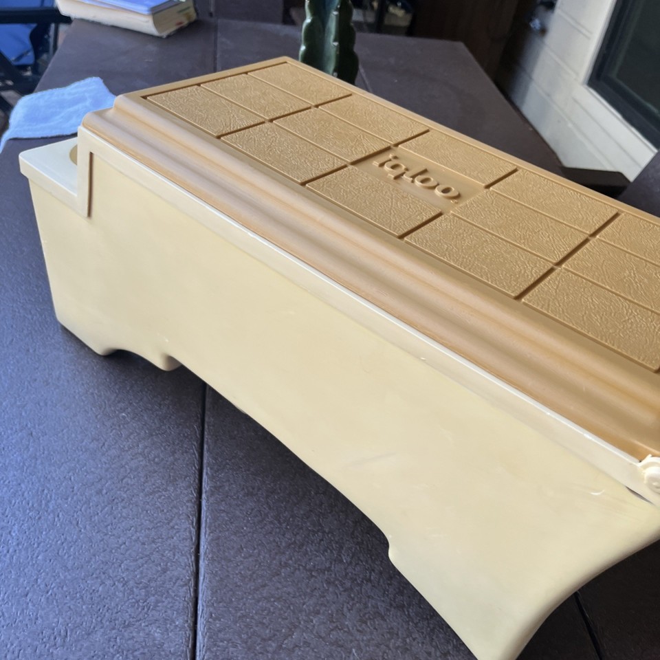 Igloo Kool Rest Center Console Cooler Can/Cup Holder Ice Chest Vintage ...