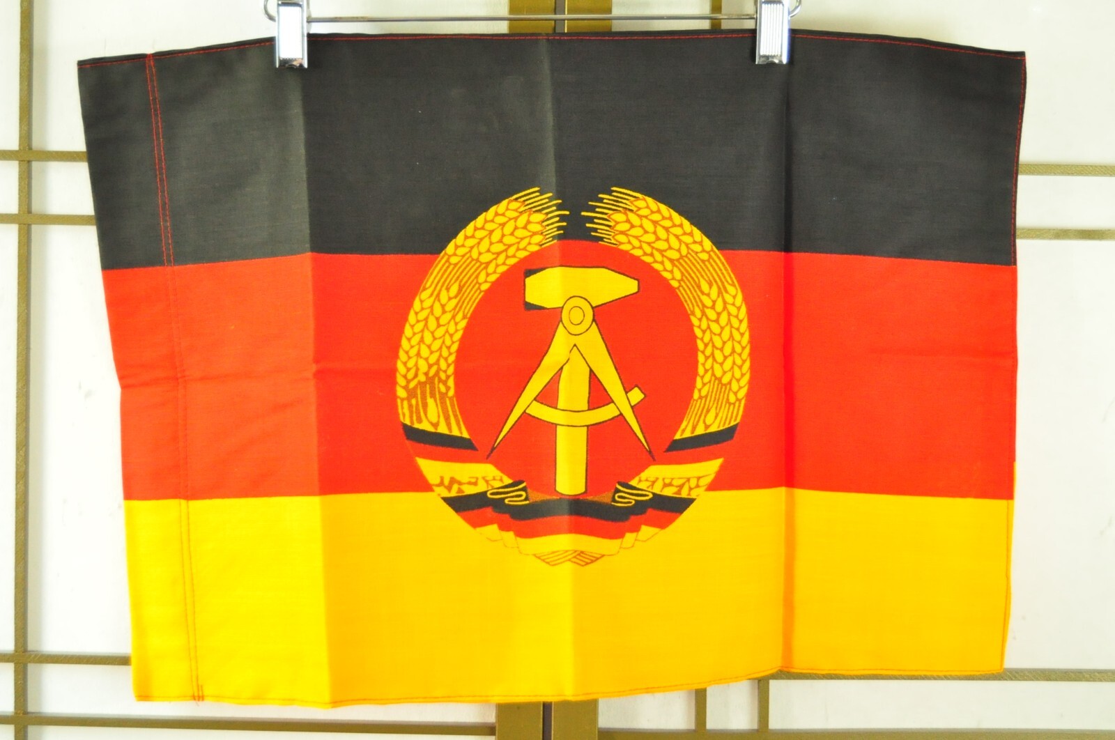 Vintage East German Fensterfahne DDR Flag Size 21" x 14 1/4" Germany ...