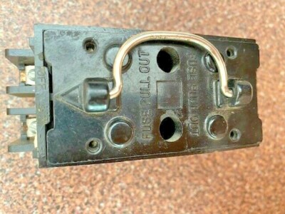 Fuse Blocks & Holders - Pull Out Fuse Block