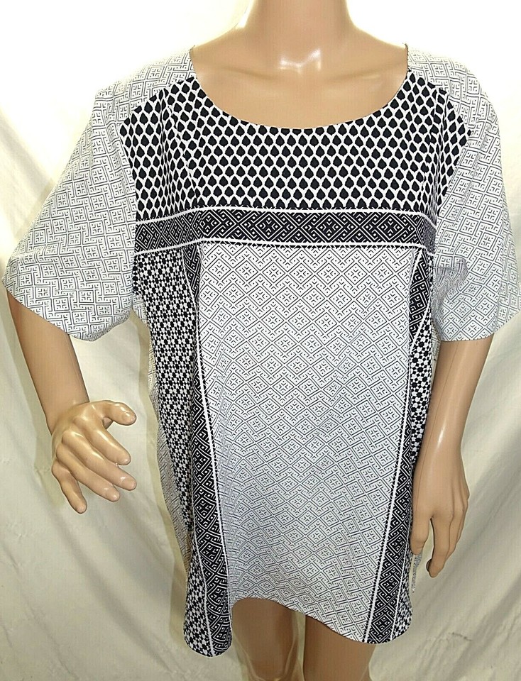 Fylo Women Size L XL Black White Geometric Tunic Top Blouse Shirt Hi Lo ...