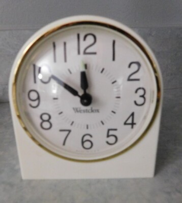 Vintage westclox alarm clock,wind up mid century, glow in dark dial ...