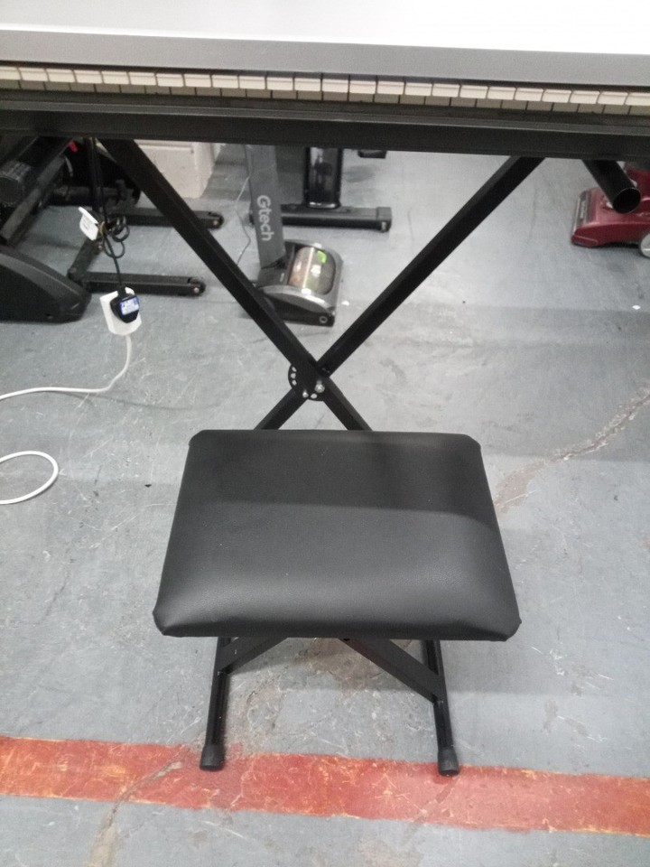 TECHNICS SX-KN7000 Electronic Keyboard 61-Key includes Stool and stand ...