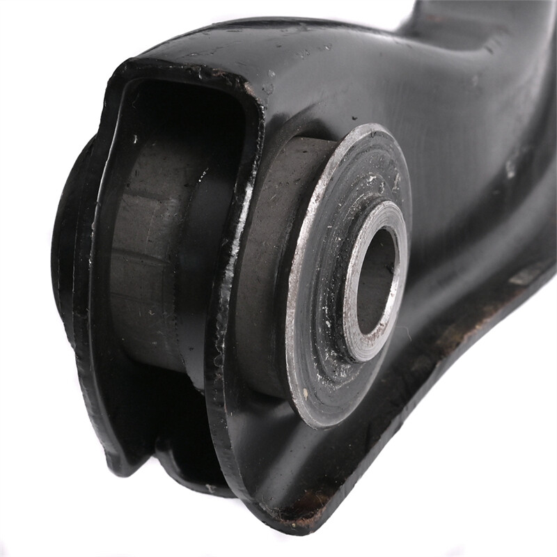 2x Front Upper Control Arms for 04-07 Buick Rainer Chevy Trailblazer ...