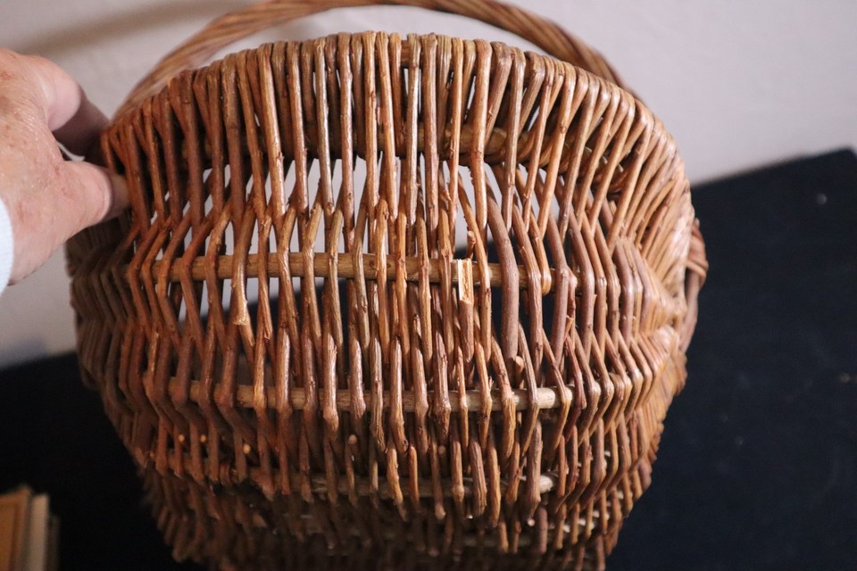 Vintage Rustic Woven Twig Handle Gathering Basket 12x15” Wide 12” High ...