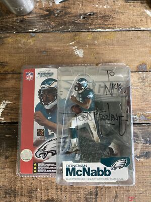 Todd McFarlane Autographed Donovan McNabb McFarlane Figure 2002 Eagles ...