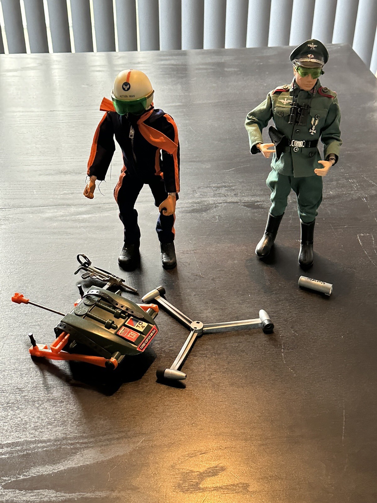 PREMIUM VINTAGE 1960's/1970's ACTION MAN collection, 17 figures +ACC’s ...