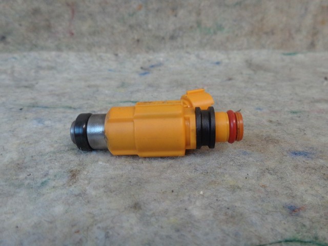 Yamaha OUTBOARD F150 Fuel Injector ASSY 63p-13761-00-00 Bin31 for sale ...