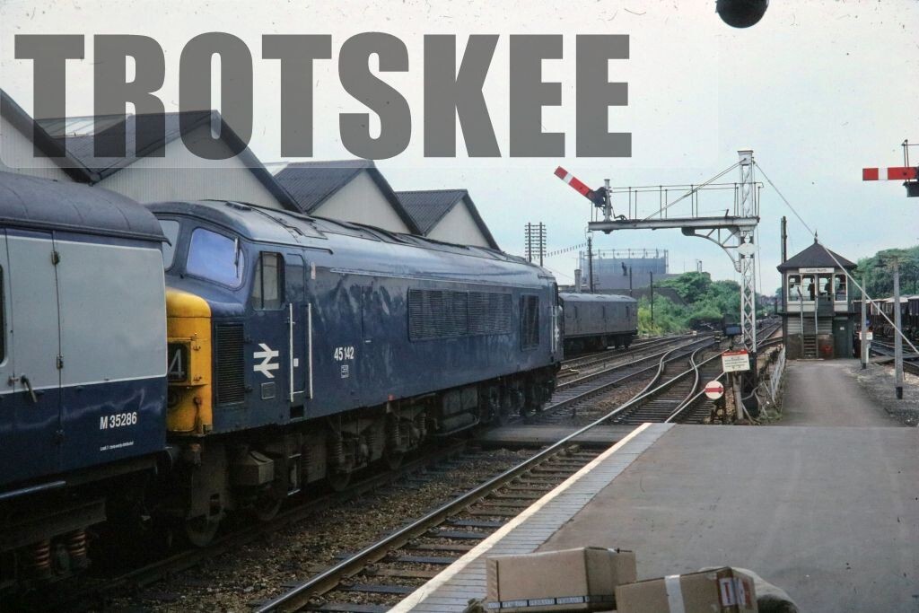 35mm Slide BR British Railway Diesel Loco Class 45 45142 Luton 1975 ...