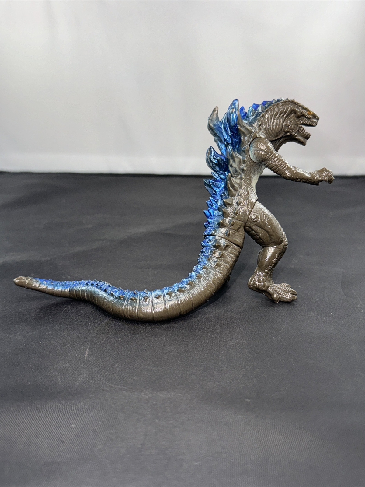 1998 YUTAKA GODZILLA ZILLA 4” Real Hero series figure Bandai | eBay