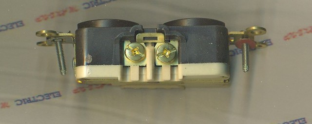 Hubbell HBL4700 15A 125V Receptacle for sale online | eBay