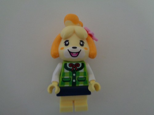LEGO Minifigure Isabelle Mini Figure Animal Crossing From set 77049 Dog ...