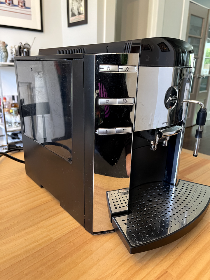 Jura Capresso Impressa F9 Black Expresso Coffee Machine Grinder For ...