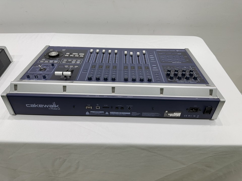 Sonar V-Studio Console VS-700C Cakewalk by Roland w/ Sonar V-Studio I/O ...